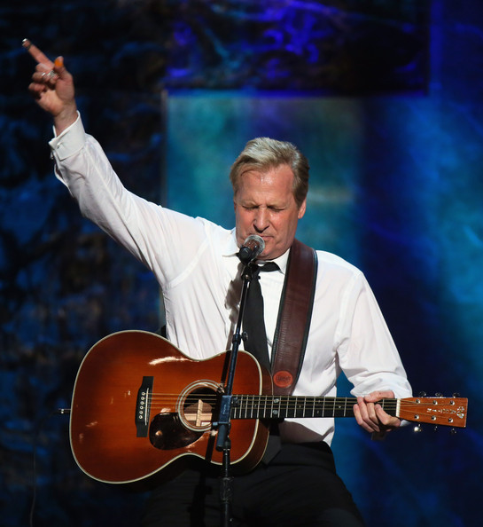 Jeff Daniels Performs Special Song - A Tribute To Jane Fonda - Jeff Daniels